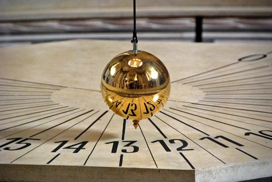 Cuestionan péndulo humano un ritual que se viralizo en TikTok